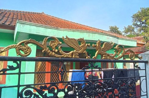 3 Bedrooms House in Kutawaringin, West Java RP 350,000,000 | Dot Property