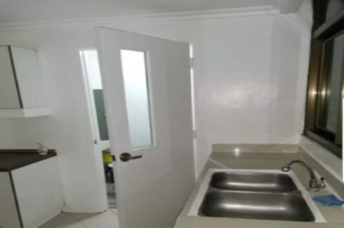 4BR Condominium for RENT in AIC Gold Tower Pasig 📌 Condo for rent in ...