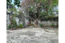 PRIME LOT with Old House FOR SALE near BGC, Taguig City 📌 Land for sale ...