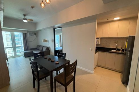 FOR RENT - Modern & Polished 1Bedroom in Solinea Tower 2. Just across ...