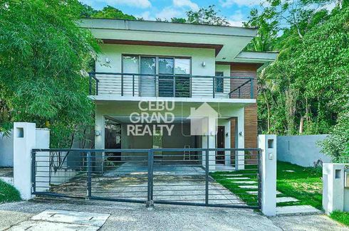 Modern Two-Story Home with Seamless Living Spaces in Maria Luisa 📌 ...