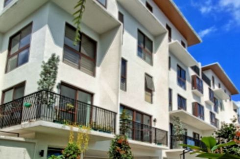 For Sale Luxury 3 Bedroom Townhouse with Roofdeck in Bagong Lipunan ng ...