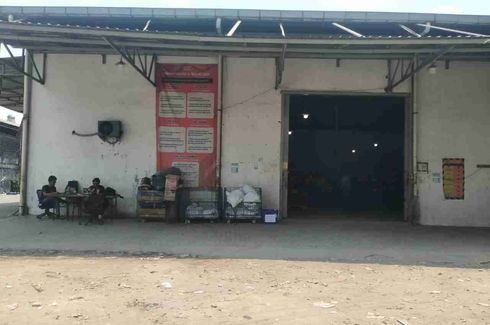 Gudang dan Pabrik Disewa dengan di Kletek, Jawa Timur RP 120,000,000 ...