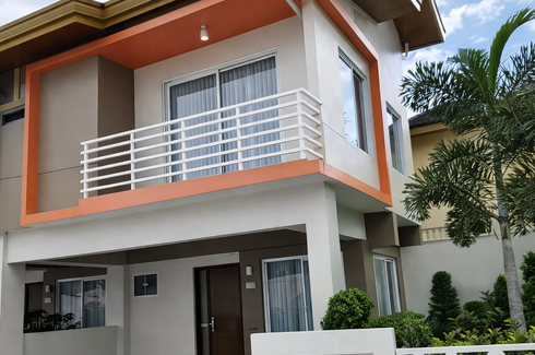 Two-Storey Townhomes with Attic in Lancris Premier, Parañaque 📌 ...