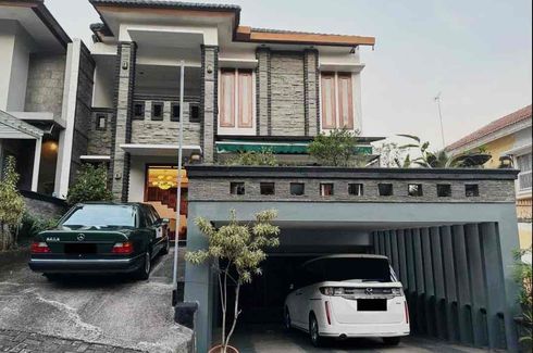 6 Bedrooms House in Cibeureum, West Java RP 6.5 billion | Dot Property