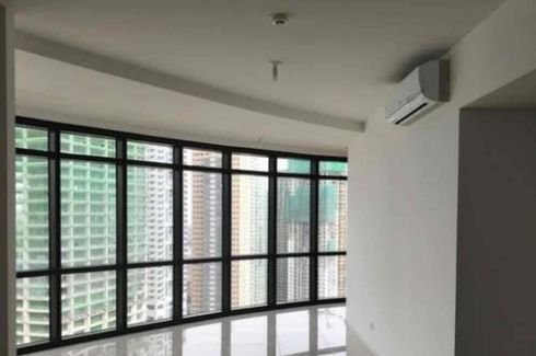 ARYA RESIDENCES 2BEDROOM WITH PARKING 170K 📌 Condo for rent in Metro ...