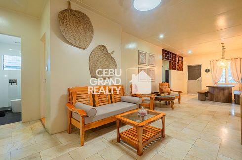 Spacious Family Residence with Native Wood Accents at Consolacion 📌 ...