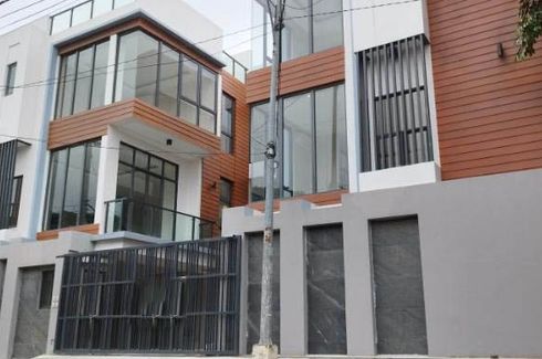 3 Townhouse For Sale with 3 Bedrooms and 2 Car Carports in Teachers ...