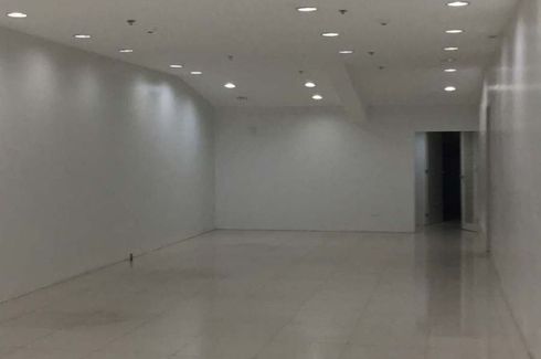 Ground floor commercial space for rent in The Trade and Financial Tower ...