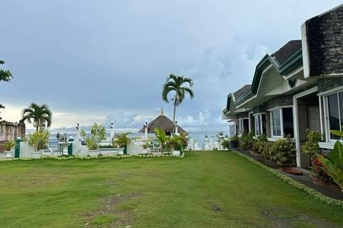 7-Bedroom Operational Beachfront Resort with Swimming Pool in Catmon ...