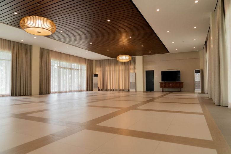 The Larsen Tower at East Bay Residences, Metro Manila - 44 Condos for ...